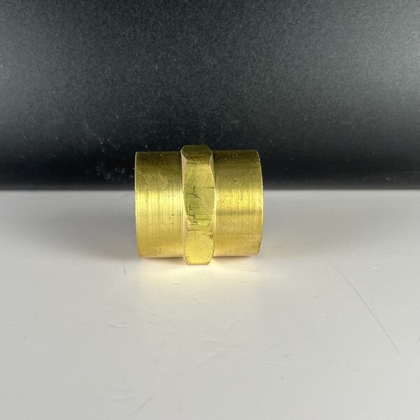Header Bar Coupler 1/2"